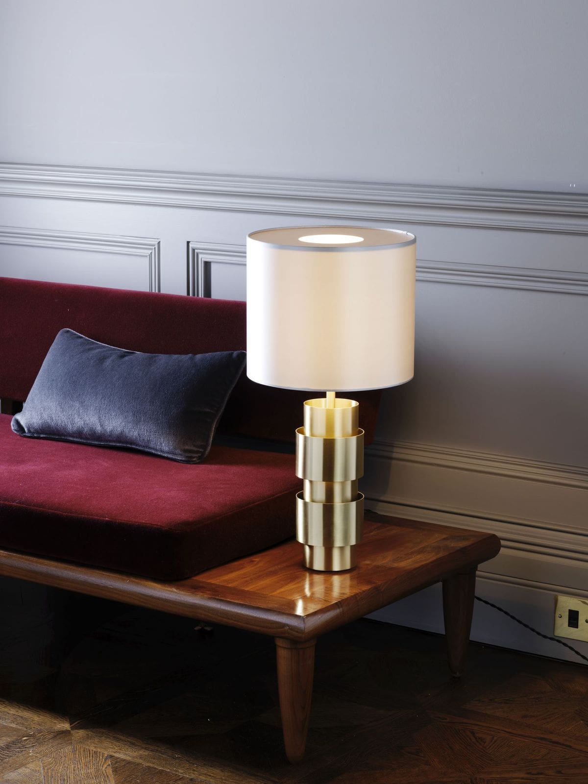 CTO Lighting Ring table light